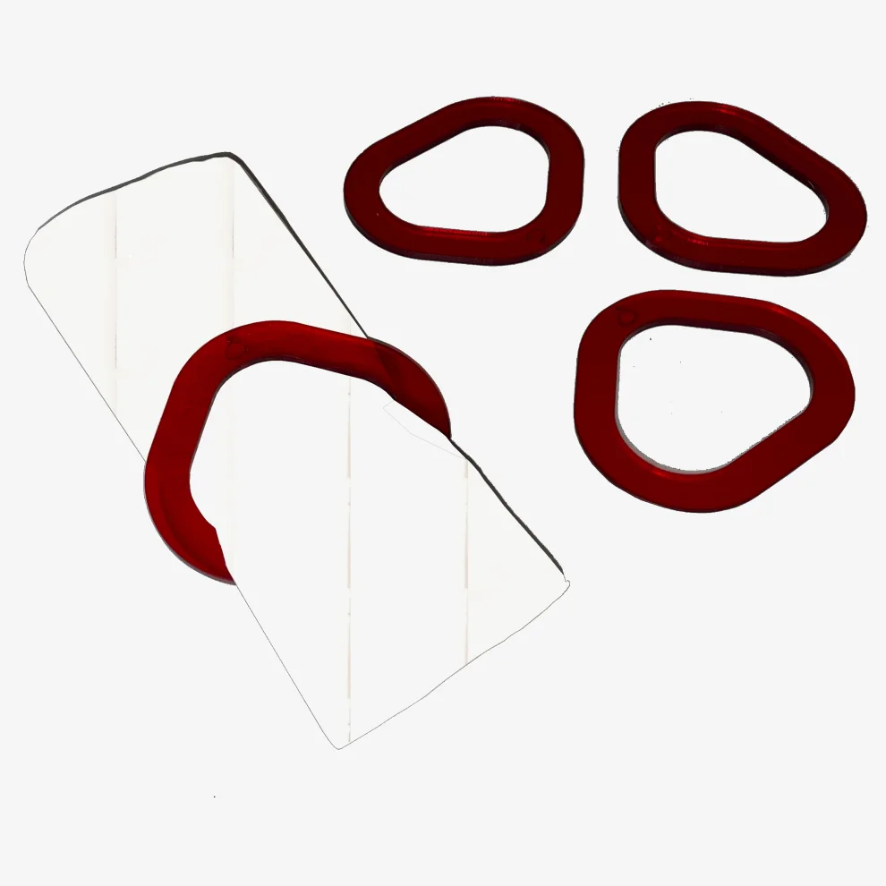 Peramu Design - Kiss Me At Midnight Napkin Ring For 4 Red | hipicon