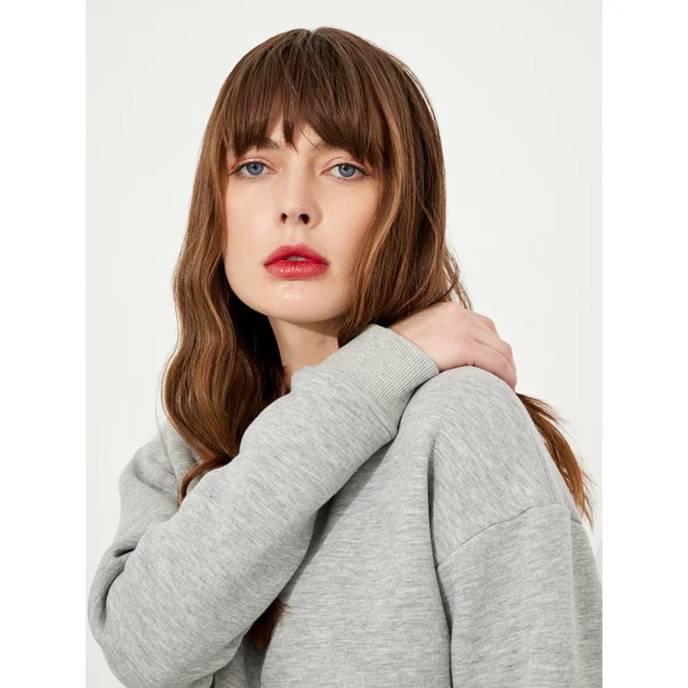 The Good Look Company - Olivia Crop Sweatshirt S - SOLD OUT Grey - SOLD ...