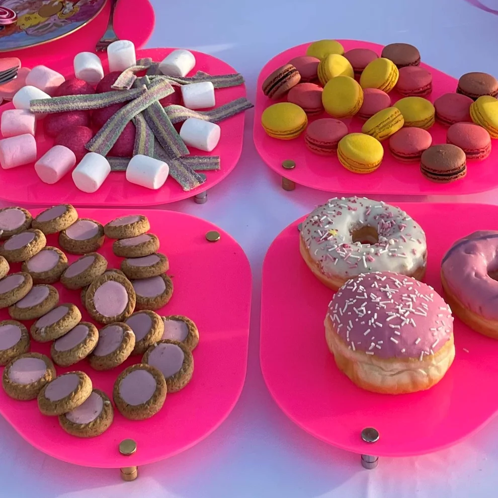 Peramu Design - Lol For Lolita Stand - Chrome Pink | hipicon