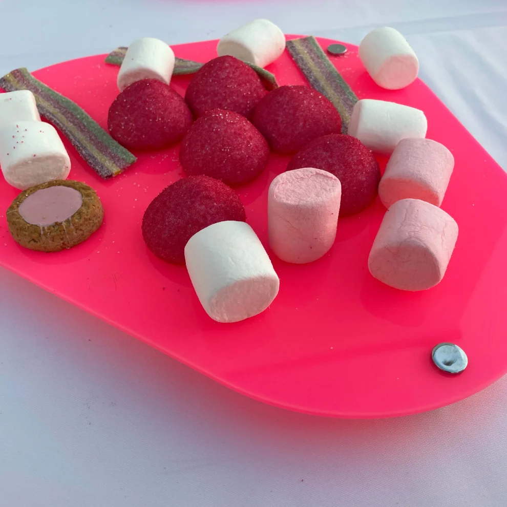 Peramu Design - Lol For Lolita Stand - Chrome Pink | hipicon