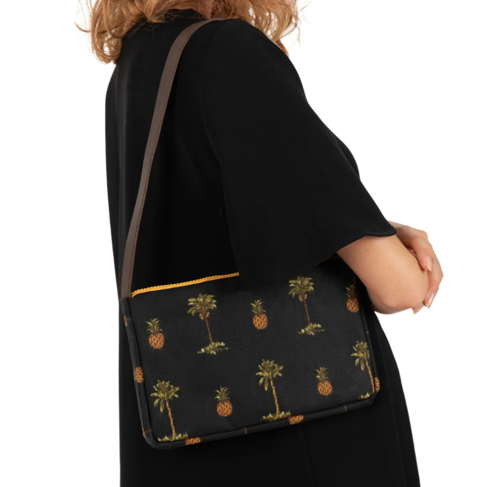 Thirty Three Design - Palm Print Baguette Bag | hipicon