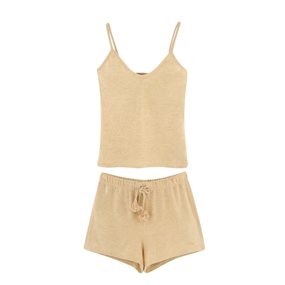 Rise and Warm - Yopaat Athlete Shorts Set S-M Beige | hipicon