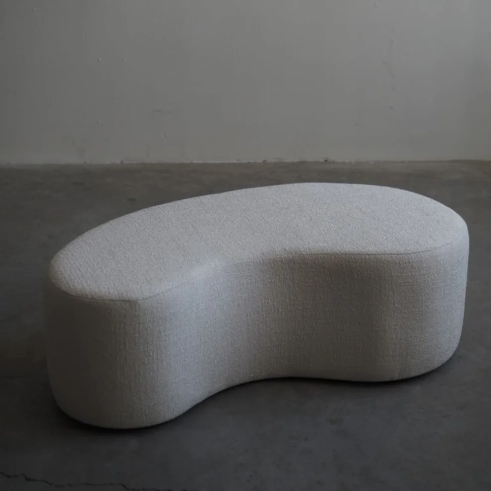 Tuca's Home - Bean Pouf Ecru | hipicon
