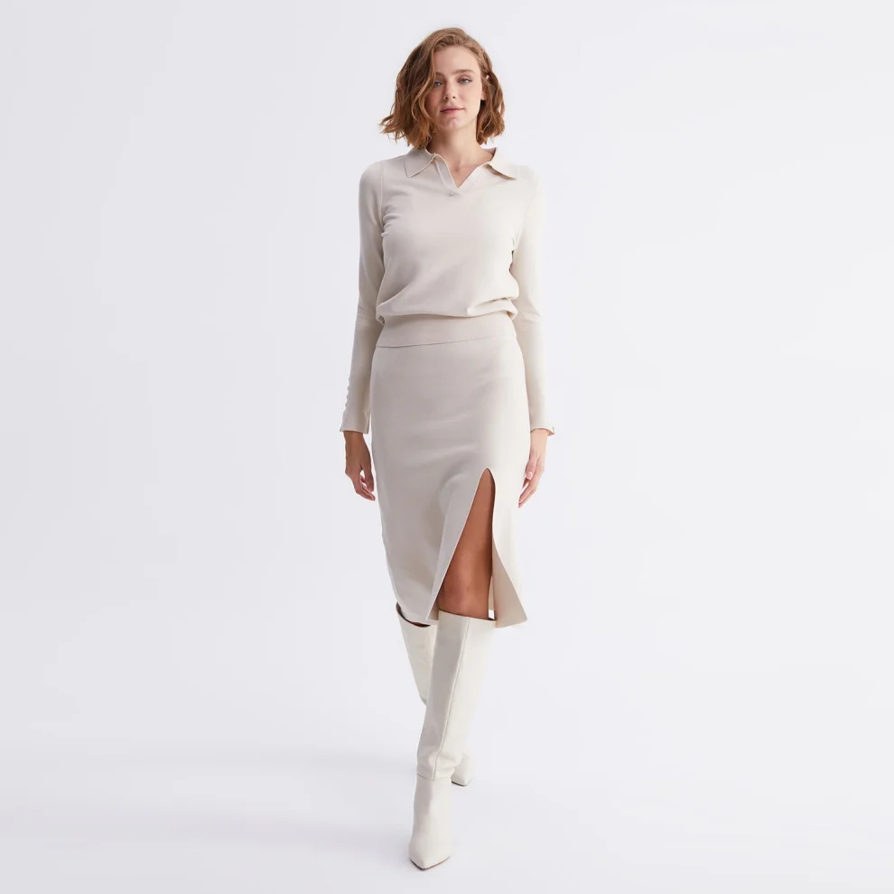 Joinus - Basic Tricot Knit Skirt With Slit L Beige | hipicon