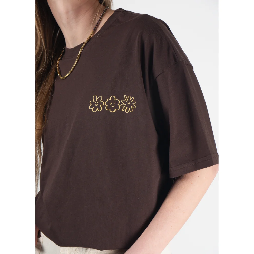 Pemy Store - Therapy Generation Oversize T-shirt S Brown | hipicon