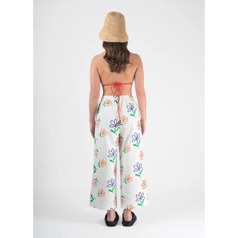 Pemy Store - Breeze Casual Fit Pants L White | hipicon