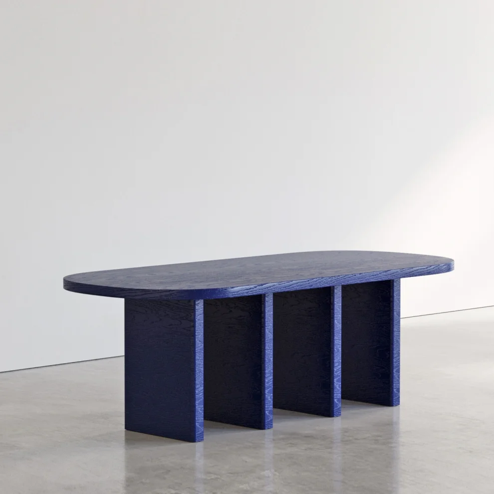Hermhaus - Bug Table | hipicon