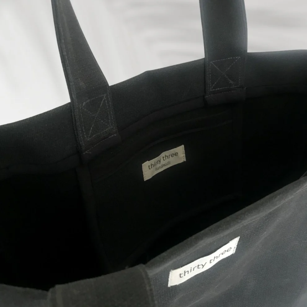 Thirty Three Design - Canvas Shoulder Bag | hipicon