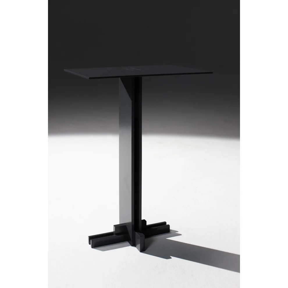 Yet Design Studio - Apex Side Table Black | hipicon