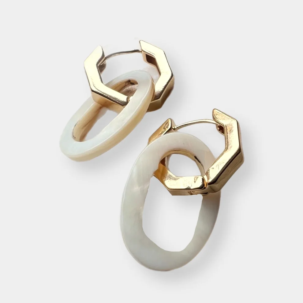 Manus in Mano - Lora Earrings | hipicon