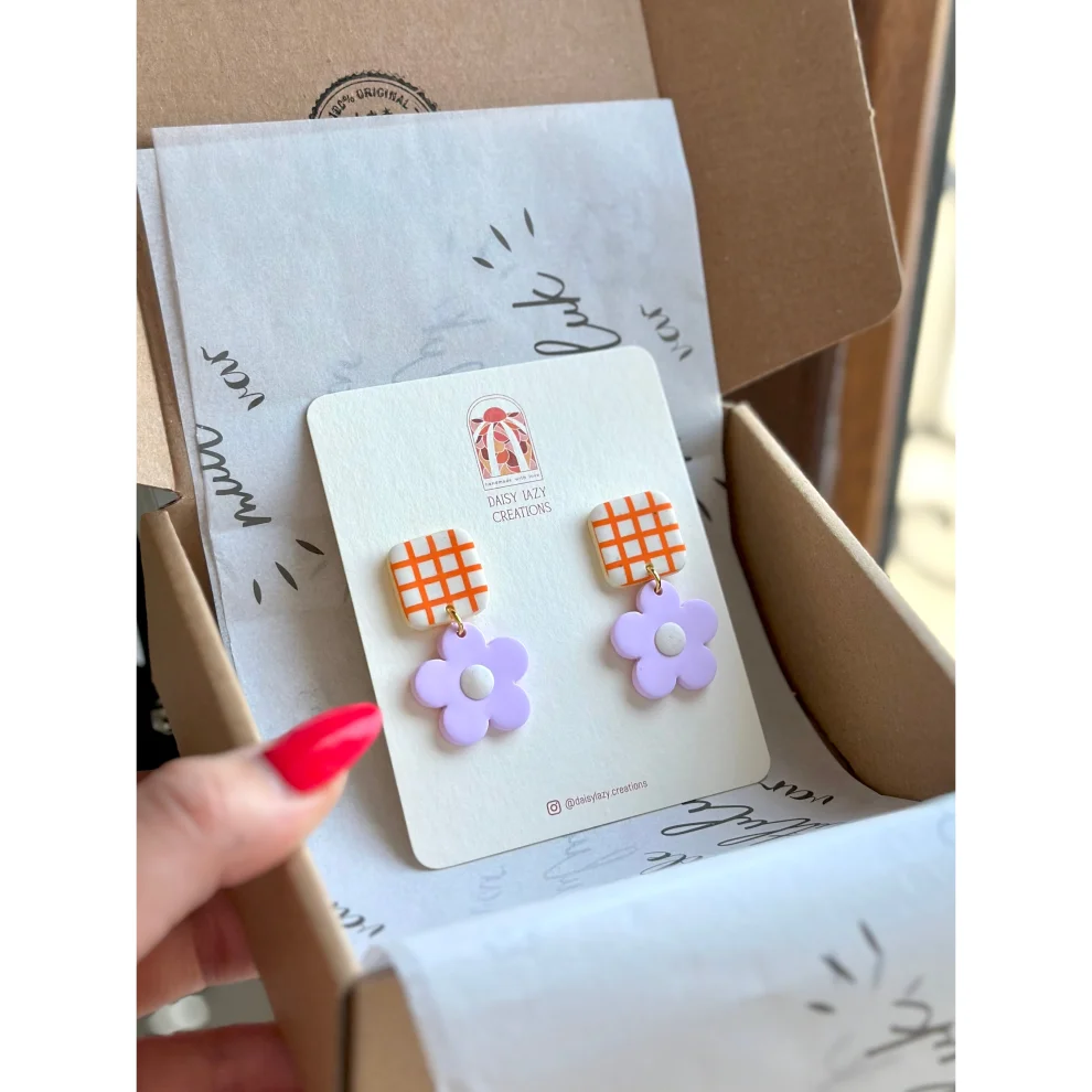 Daisy Lazy Creations - Pastel Colored Daisy Earring With Line Detail ...