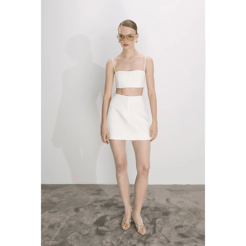 Nazlı Ceren - White Marde Crepe Skirt | hipicon