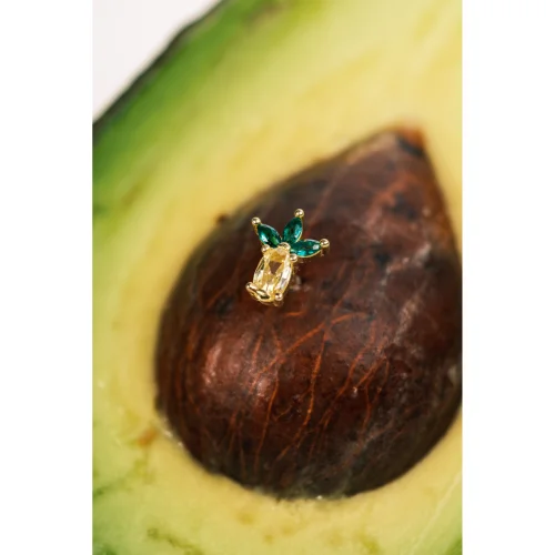 Pia Yuli High Jewelry - Pineapple Piercing | hipicon